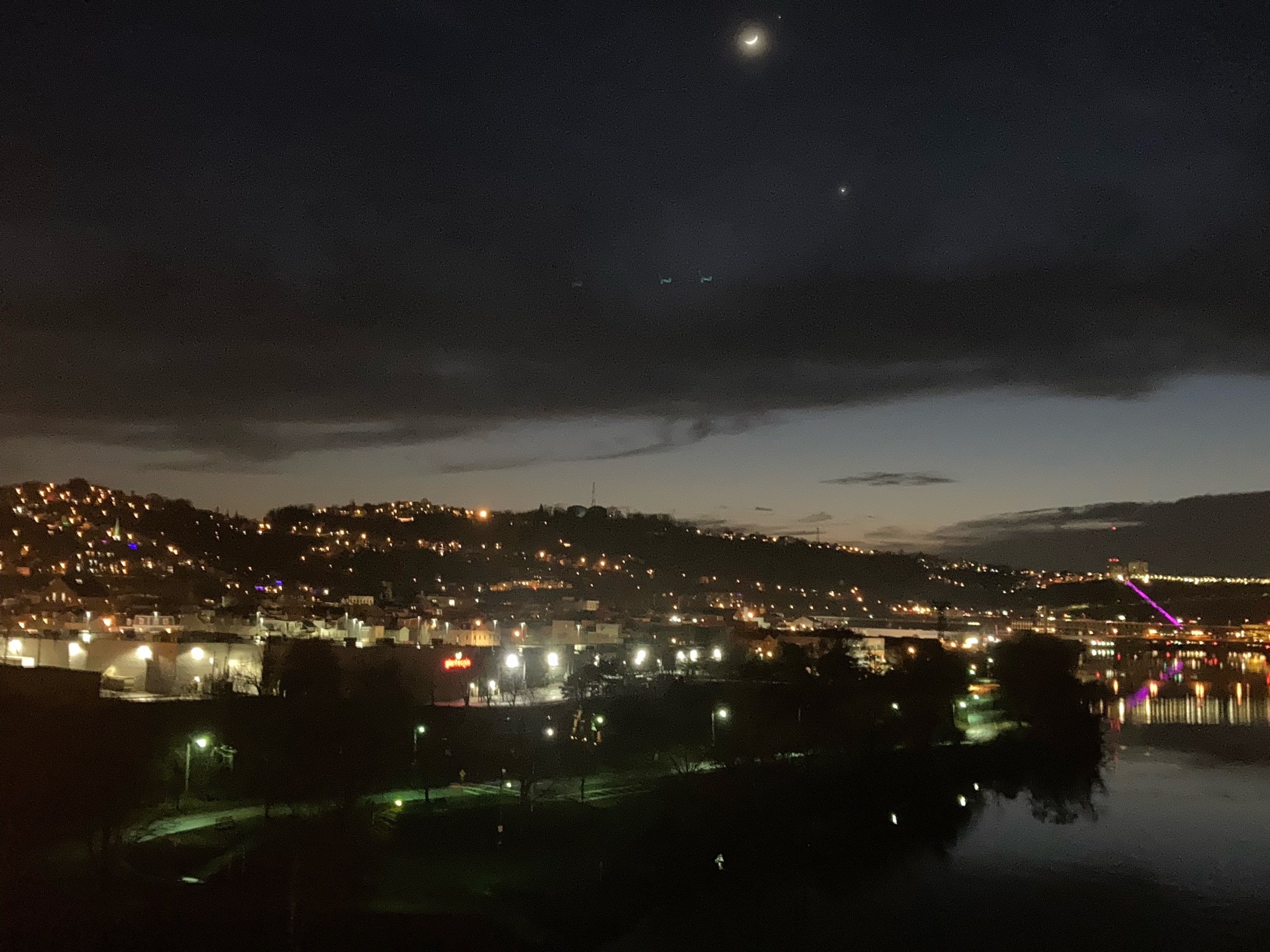 THE RABBIT HUTCH’s Rust Belt Renaissance – Rust Belt Girl